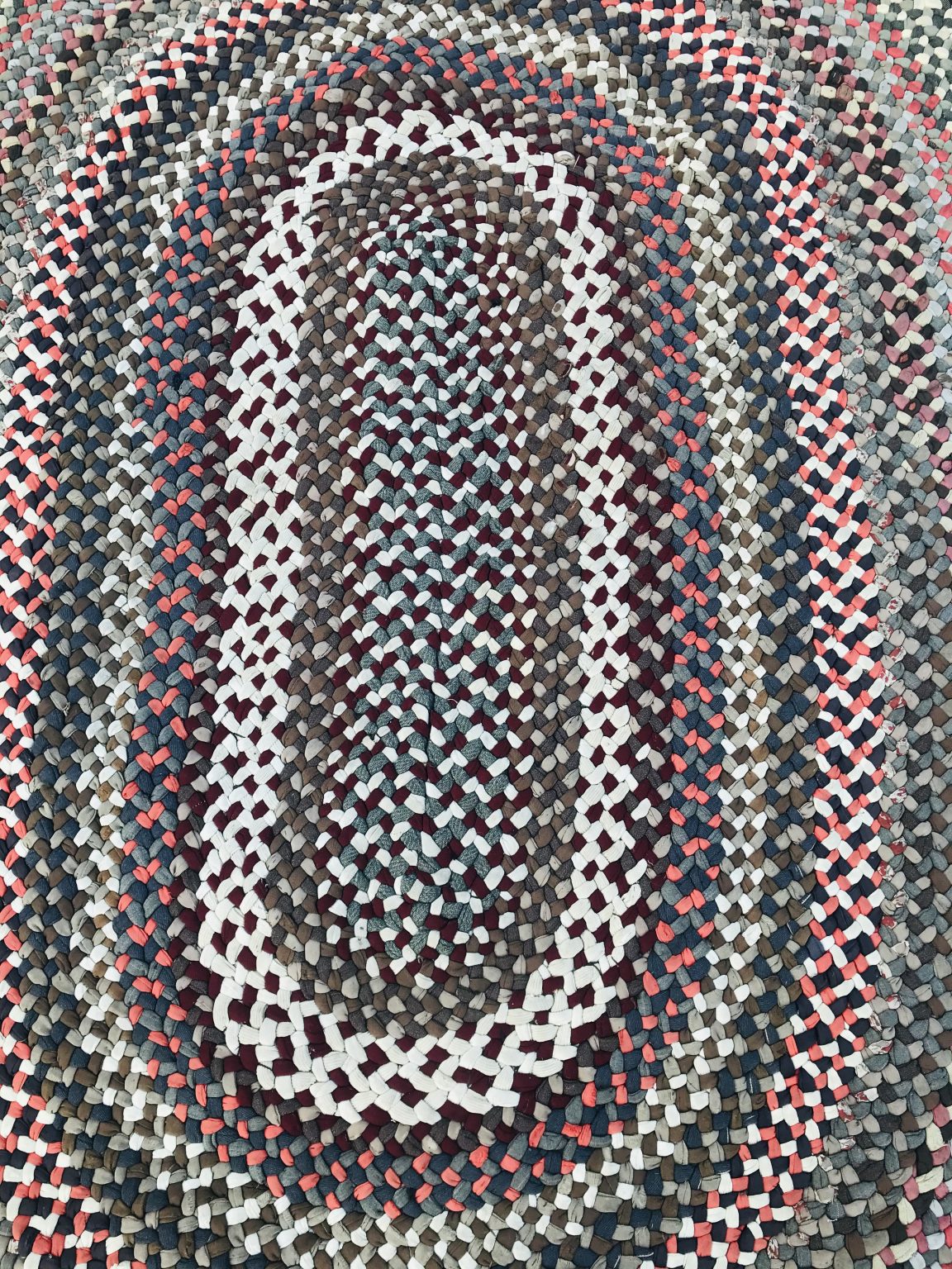 Vintage Braided Rug. RR3456 - joenevo