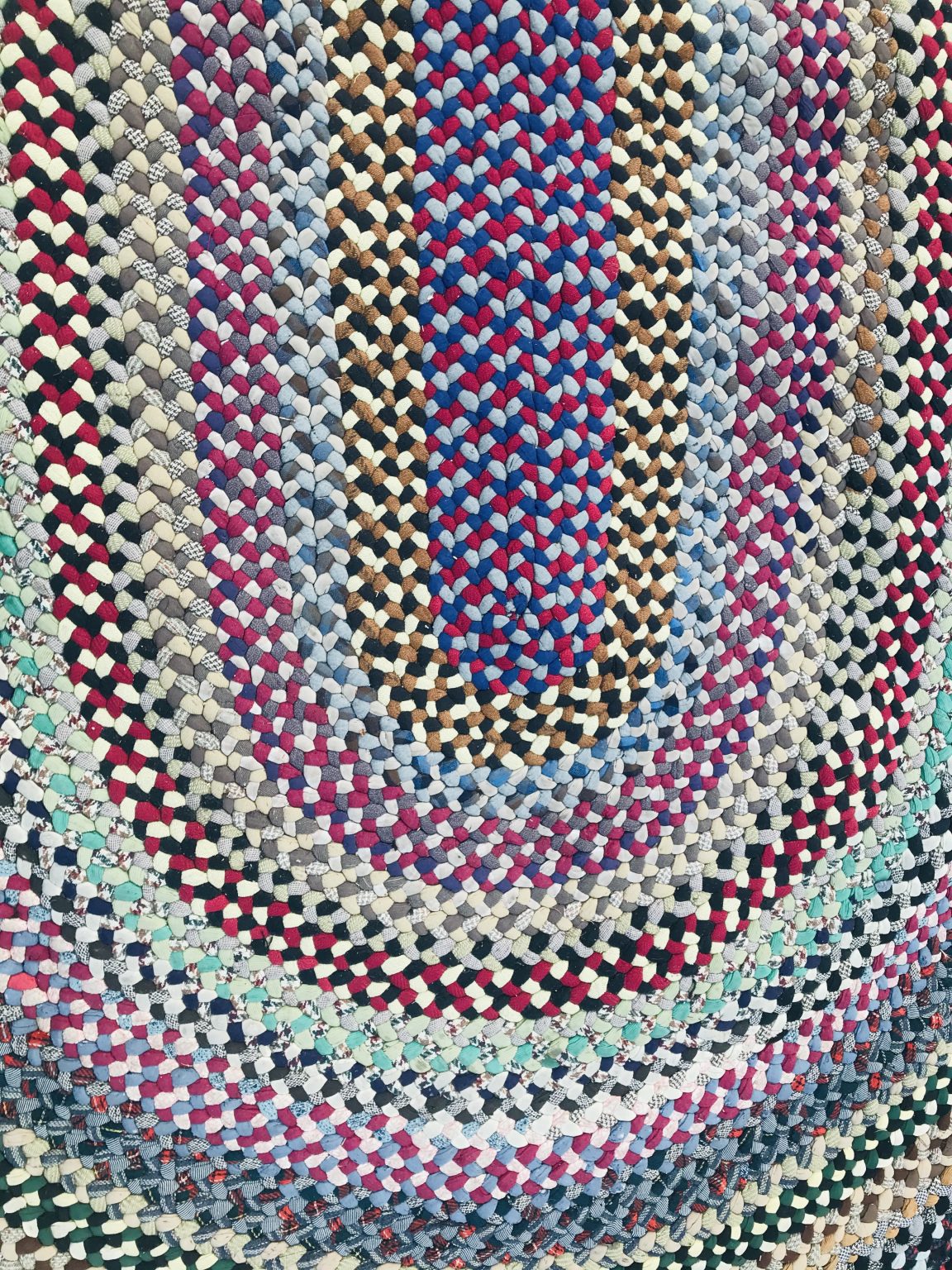 Vintage Braided Rug. RR3458 - joenevo