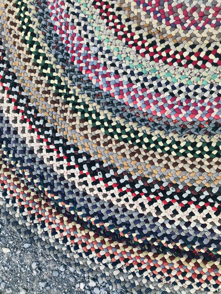 Vintage Braided Rug. RR3458 - joenevo